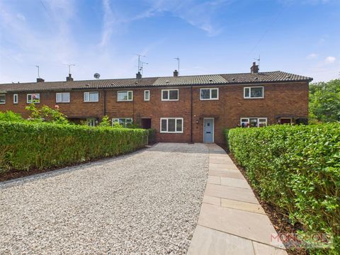 Castle Close, Pulford CH4, 3 bed terraced house for sale, £270,000 - Zoopla