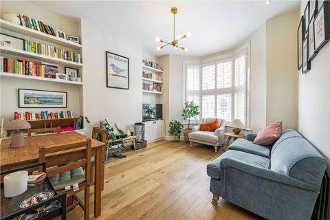 1 bed flat for sale in Cologne Road, London SW11, £575,000 - Zoopla