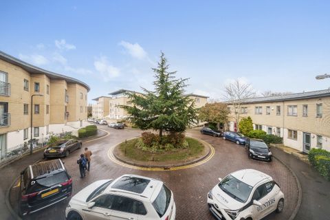 Flat, Ryan House, Sovereign Place, Harrow HA1, 2 bed flat for sale, £ ...