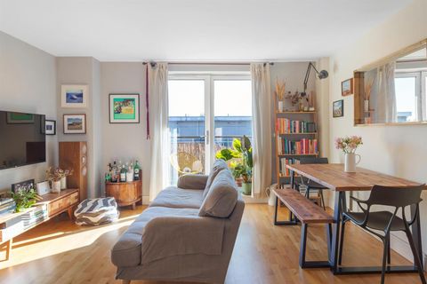 Peckham Grove, London SE15, 2 bed flat for sale, £450,000 - Zoopla