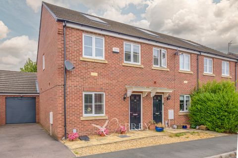 3 bed end terrace house for sale in Creed Road, Oundle ...