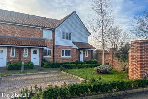 3 bed end terrace house for sale in Rutter Close, Ditchingham, Bungay ...
