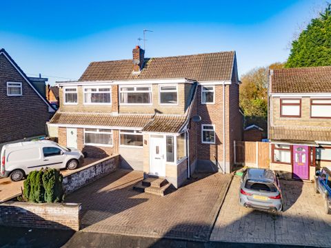 4 bed semi-detached house for sale in Monmouth Crescent, Ashton-In ...