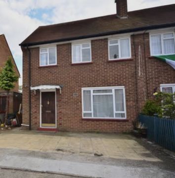 2 bed flat to rent in St. David Close, Greater London UB8, £1,450 pcm ...
