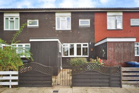 Crocus Field, Barnet EN5, 3 bed terraced house for sale, £400,000 - Zoopla