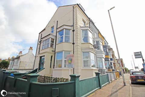 Grange Road, Ramsgate, Kent CT11, 2 bed flat for sale, £180,000 - Zoopla
