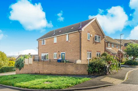 5 bed link detached house for sale in Booker Close, Inkersall ...