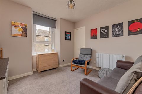 1 bed flat for sale in Albert Street, Dundee DD4, £60,000 - Zoopla