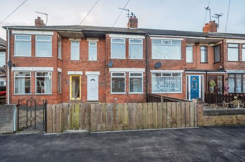 2 bed terraced house for sale in Oldfield Avenue, Endike Lane, Hull ...