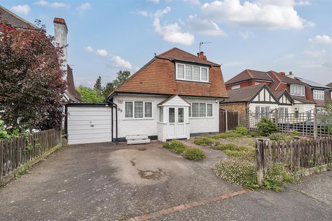 Berrylands, Surbiton KT5, 2 bed detached house for sale, £795,000 - Zoopla