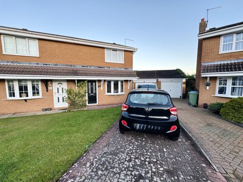 Stainton Way, Peterlee, County Durham SR8, 3 bed semi-detached house ...