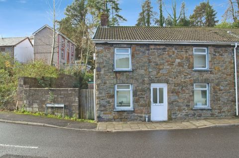 Llywelyn Street, Ogmore Vale, Bridgend CF32, 3 bed end terrace house ...