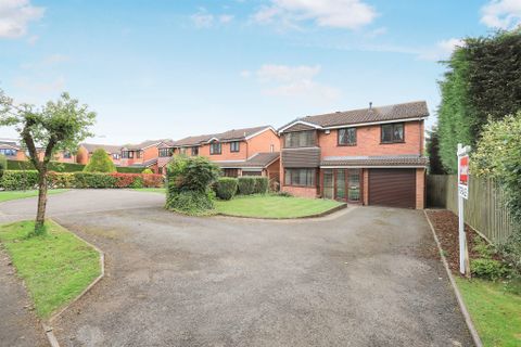 5 bed detached house for sale in Brownshore Lane, Essington ...
