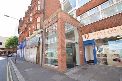 Cheapside, Reading, Berkshire RG1, 2 bed flat to rent, £1,400 pcm - Zoopla