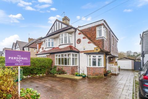 Chadacre Road, Stoneleigh KT17, 4 bed semi-detached house for sale, £ ...