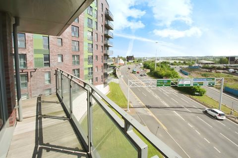 Echo Central, Cross Green Lane, Leeds, West Yorkshire LS9, 2 bed flat ...