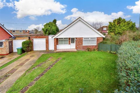 3 bed detached bungalow for sale in Whiteways Close, Littlehampton ...