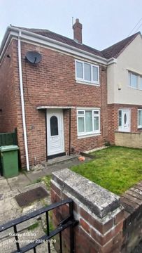 2 bed terraced house to rent in Retford Square, Sunderland, Tyne And Wear SR5, £695 pcm - Zoopla