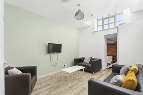1 bed flat to rent in Bertrand Russell House, Gamble Street, Nottingham ...