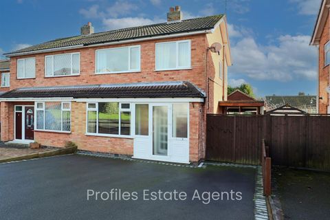 3 bed semi-detached house for sale in Lundy Close, Hinckley LE10, £ ...