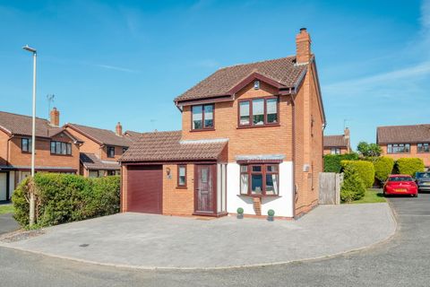 3 bed detached house for sale in Wheatridge Close, Wall Heath ...