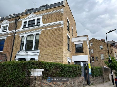 Princess Crescent, London N4, 2 bed flat to rent, £2,950 pcm - Zoopla