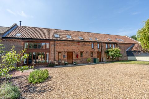 Church Road, Reedham, Norwich NR13, 4 bed barn conversion for sale, £ ...