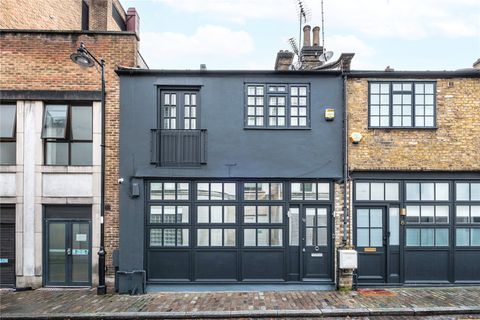 Collins Yard, Islington Green, London N1, 2 bed terraced house for sale ...