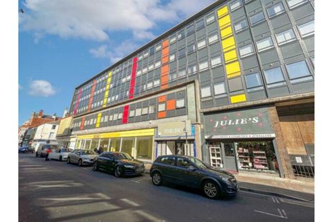 1 bed flat for sale in Paragon Street, Hull HU1, £80,000 - Zoopla