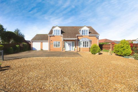 Backgate, Cowbit, Spalding PE12, 4 bed detached house for sale, £ ...