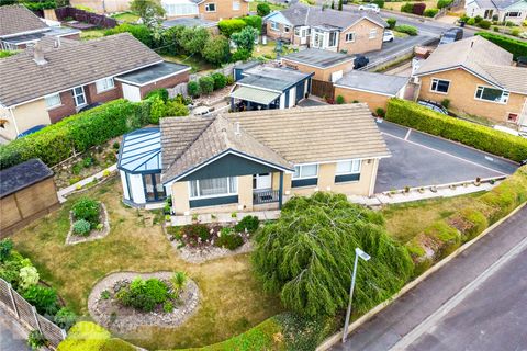 Gleneagles Way, Fixby, Huddersfield, West Yorkshire HD2, 3 bed bungalow ...