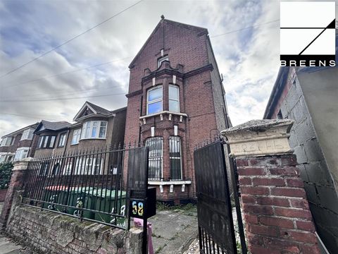 Clova Road, Forest Gate, London E7, 2 bed property to rent, £1,680 pcm ...