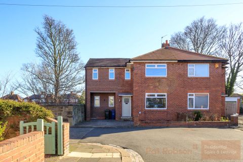 3 bed detached house to rent in Elmfield Grove, Gosforth, Newcastle ...