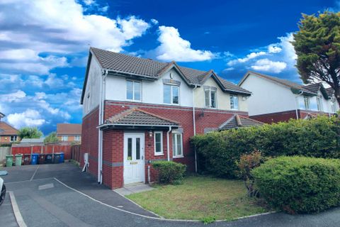 Sherwood Drive, Wigan WN5, 3 bed semi-detached house for sale, £140,000 ...