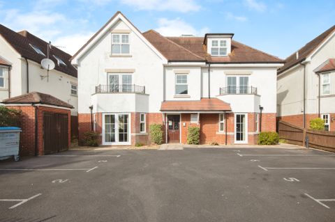 Talbot Road, Bournemouth BH9, 2 bed flat for sale, £160,000 - Zoopla