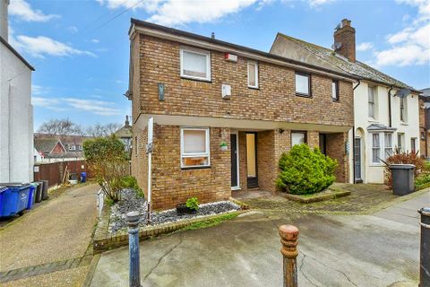 2 bed end terrace house for sale in Middle Wall, Whitstable, Kent CT5 ...