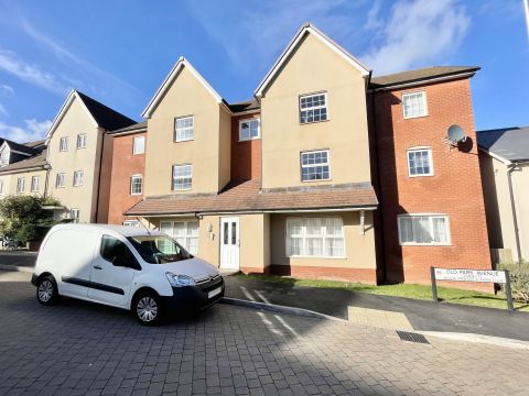 2 bed flat for sale in Old Park Avenue, Pinhoe EX1, £195,000 - Zoopla