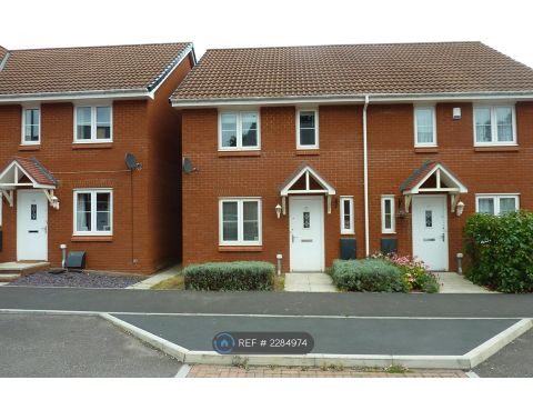 3 bed semi-detached house to rent in Pear Tree Way, Wellington TA21, £ ...