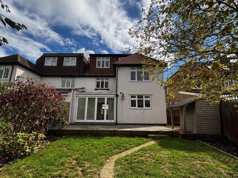 Water End Road, Potten End, Berkhamsted HP4, 4 bed semi-detached house ...