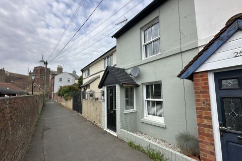 Church Path, Deal CT14, 2 bed end terrace house for sale, £259,950 - Zoopla