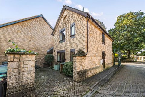 2 bed property for sale in Raleigh Court, Long Street, Sherborne DT9, £ ...