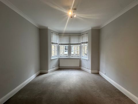 Liverpool Grove, London SE17, 3 bed flat to rent, £2,375 pcm - Zoopla