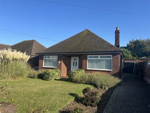 Sutton Road, Maidstone ME15, 3 bed detached bungalow for sale, £325,000 ...