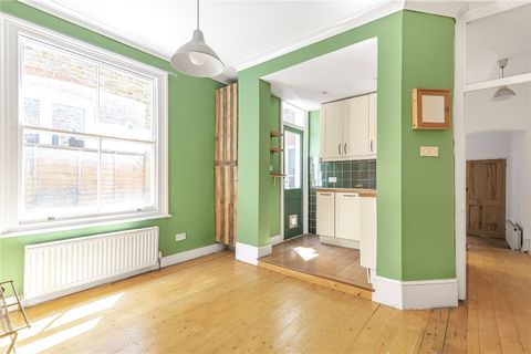 Lyham Road, Brixton, London SW2, 2 bed flat to rent, £1,950 pcm - Zoopla
