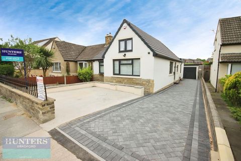 Tyersal Court Tyersal, Bradford, West Yorkshire BD4, 4 bed semi ...