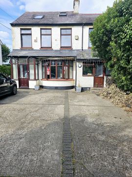 5 bed detached house for sale in Hart Road, Benfleet SS7, £700,000 - Zoopla