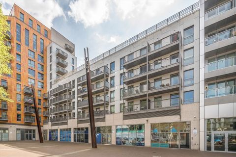 Rathbone Market, Canning Town E16, 1 bed flat for sale, £310,000 - Zoopla