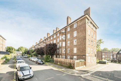Homerton Road, Homerton E9, 3 bed flat for sale, £400,000 - Zoopla