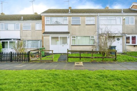 Flint Close, Luton LU3, 4 bed terraced house for sale, £280,000 - Zoopla