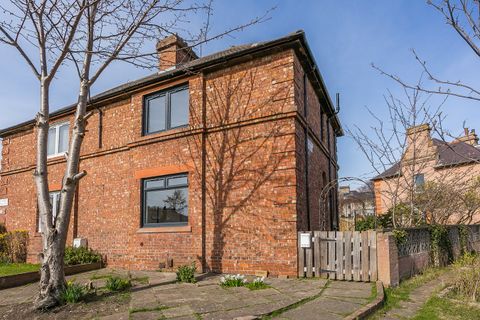 Northfield Crescent, Willowbrae, Edinburgh EH8, 3 bed semi-detached ...